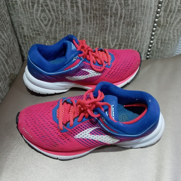 Brooks | Shoes | Brooks Launch 5 Athletic Running Shoes Sneakers | Poshmark